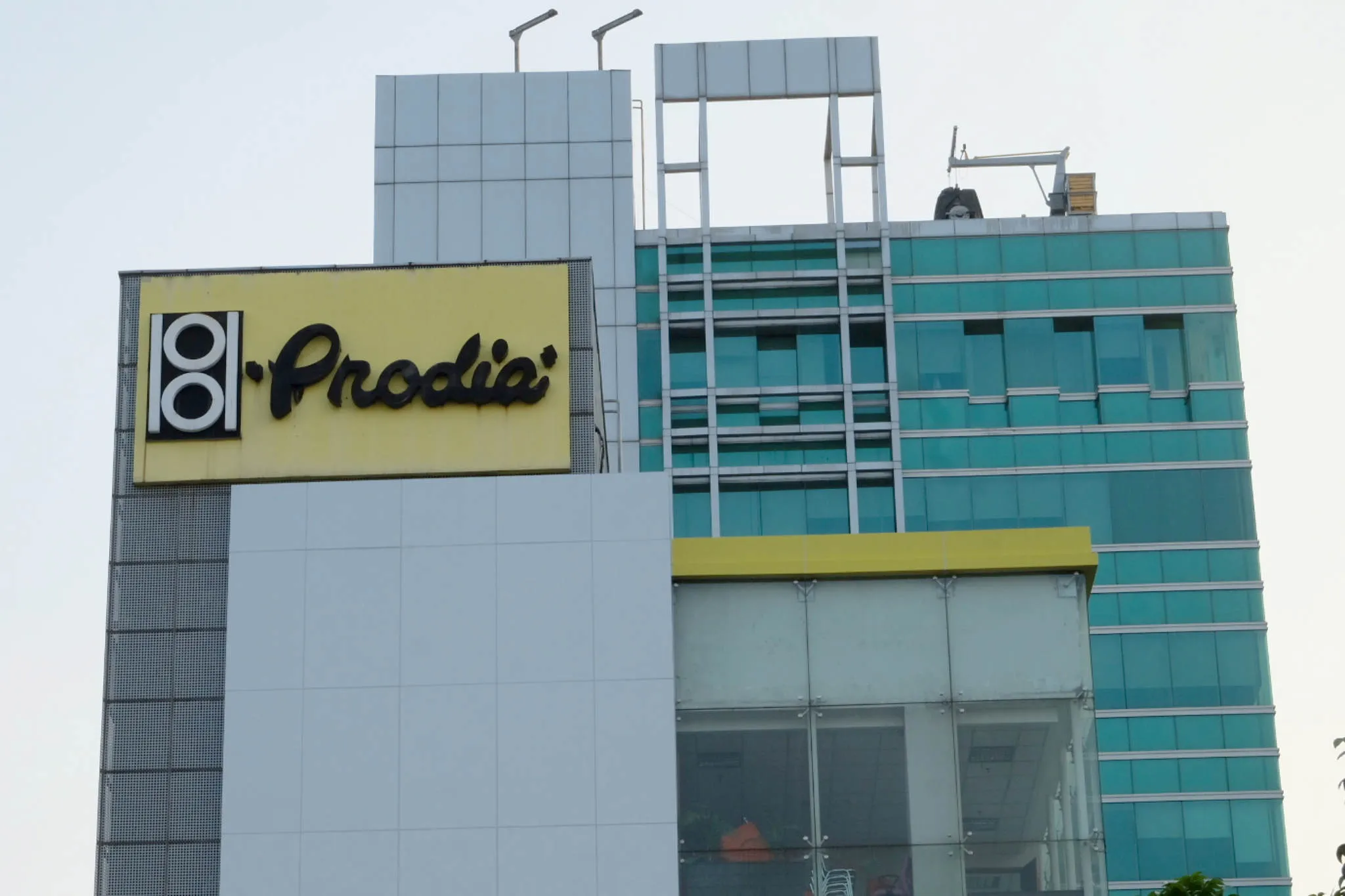 PT Prodia Widyahusada Tbk - AvantGarde Capital